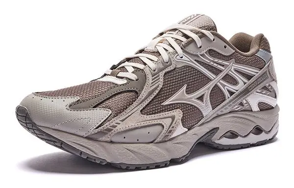 Mizuno Wave Solar V2 Athletic Sneakers