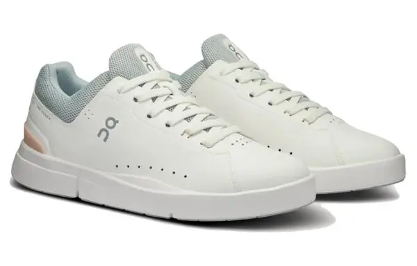 On The Roger Advantage Sneakers - White/grey/pink