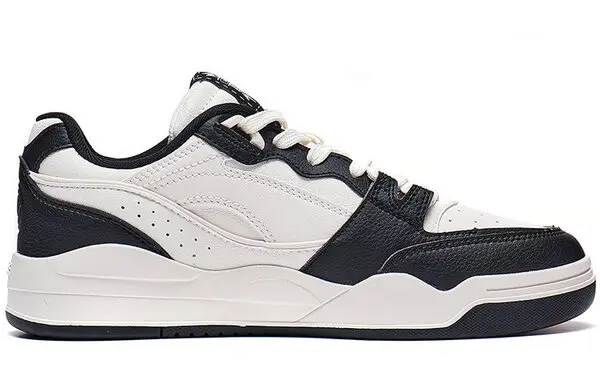 LI-NING Moon White Lace-up Sneakers - White/black