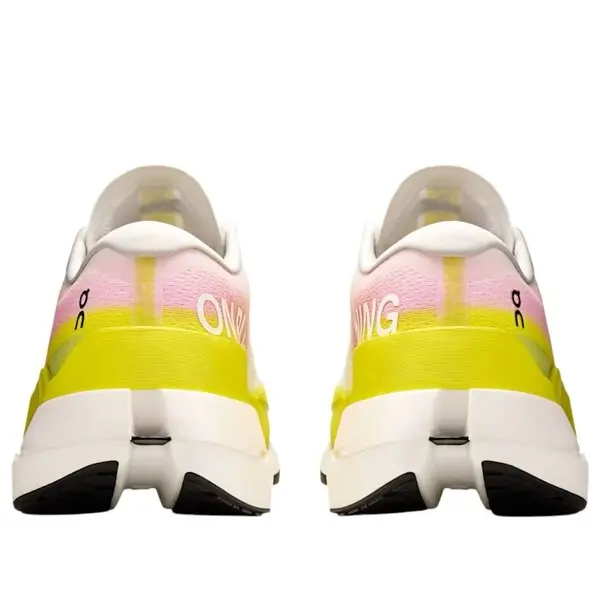 On Cloudboom Max Sneakers - Lime/raspberry