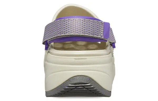 CROCS Classic Hiker Xscape Croslite Clogs