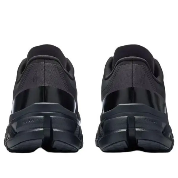 On Cloudflow 4 Ikon Performance Running Shoe