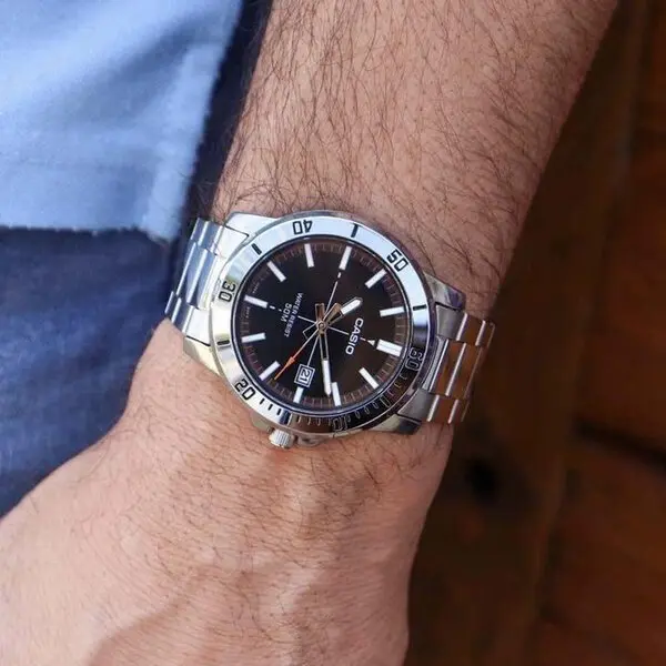 Casio Stainless Steel Quartz Analog Watch - Silverblack