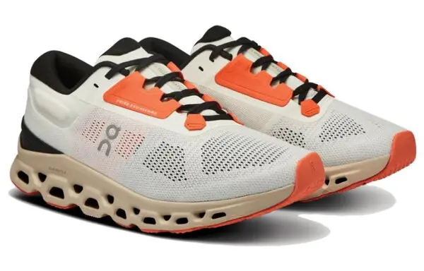 On Cloudstratus 3 - Beige/orange