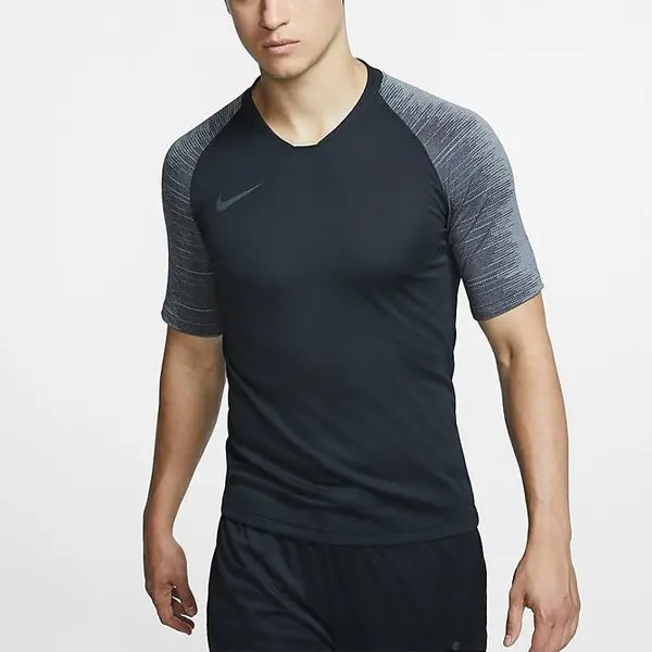 Nike Breathe Strike Training Top