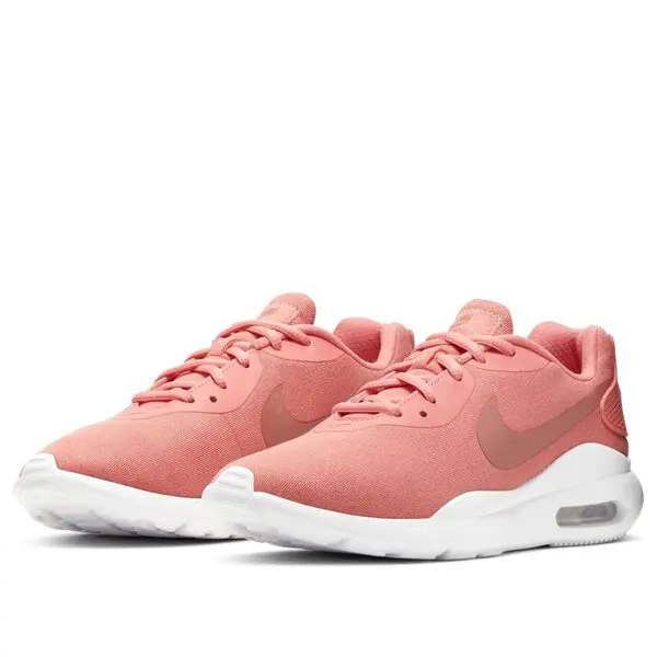 Nike Max Oketo Wntr Athletic Sneakers