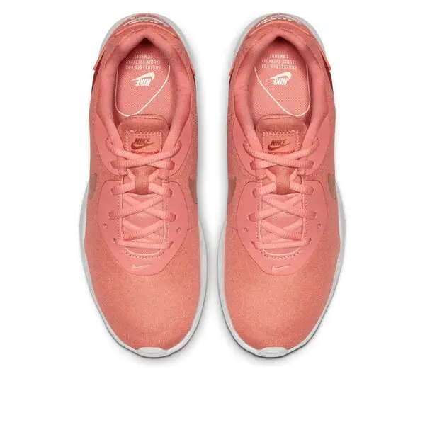Nike Max Oketo Wntr Athletic Sneakers