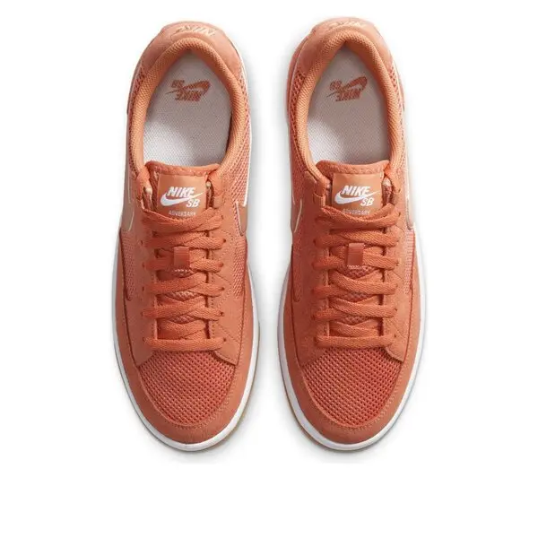 Nike Adversary Sb Sneakers - Orange