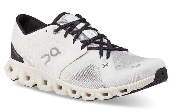 On Cloud X 3 Sneakers