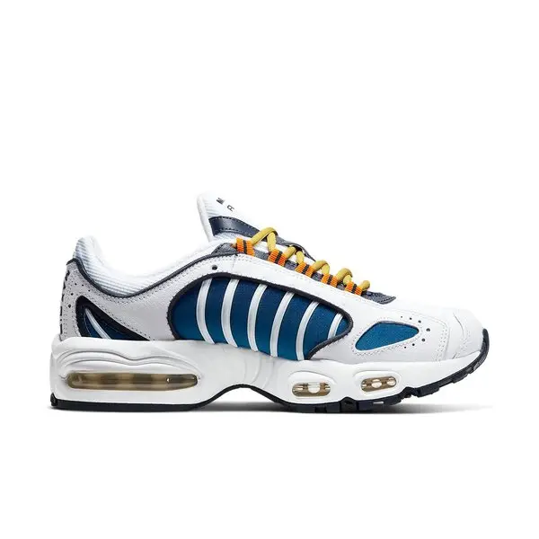 Nike Max Tailwind 4 Sneakers - Yellow