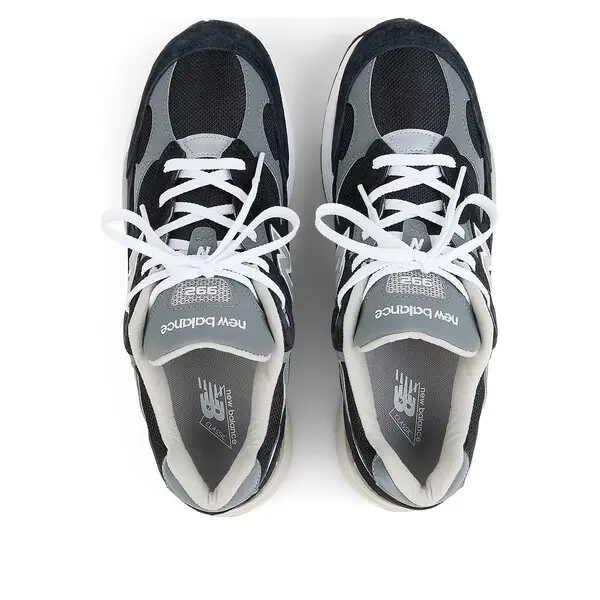 NEW BALANCE 992 Miusa Athletic Sneakers - Black/grey