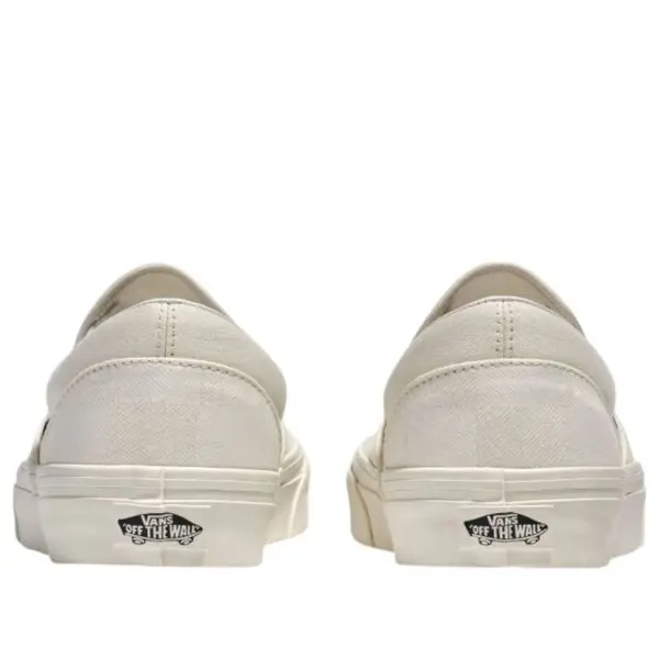 VANS Classic Slip-on Sneakers - White/neutrals