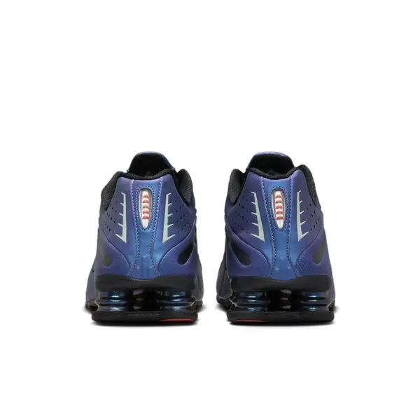 Nike Shox R4 Iridescent Sneakers - Iridiscent/black