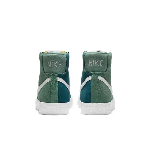 Nike Blazer '77 Vintage Mid "healing Jade" Sneakers
