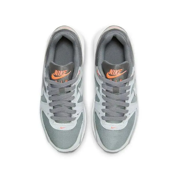 Nike Max Command Flex Sneakers