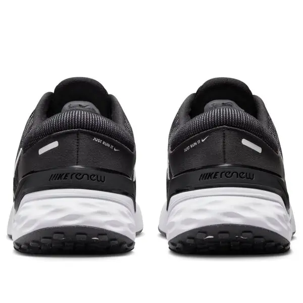 Nike Renew Run 4 Sneakers - Black/white