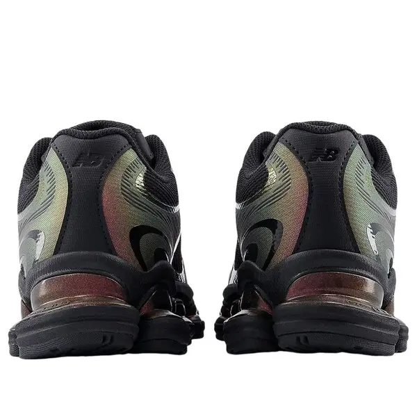 NEW BALANCE Abzorb 2000 'iridescent' Sneakers - Black/iridescent