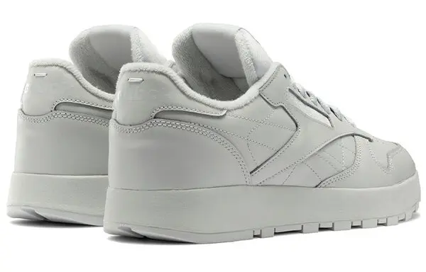 REEBOK Maison Margiela X Classic Leather Tabi Sneakers - Grey