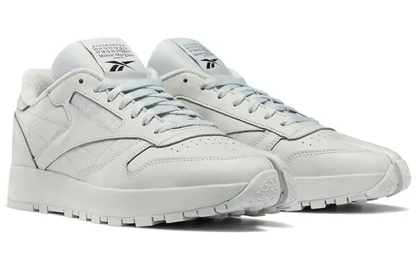 REEBOK Maison Margiela X Classic Leather Tabi Sneakers - Grey