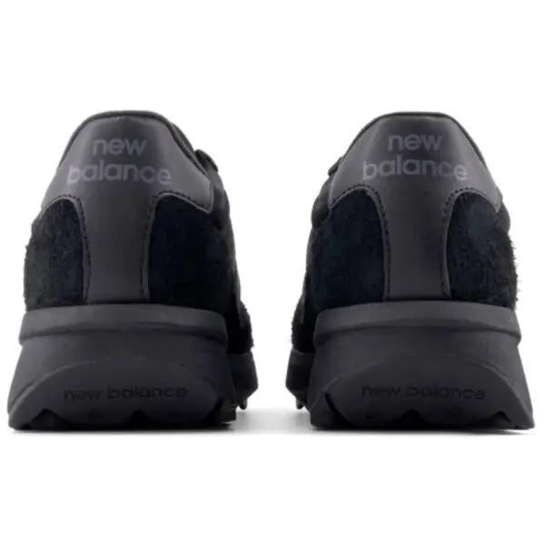 NEW BALANCE 370 Sneakers - Black