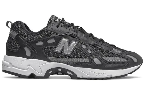 NEW BALANCE 827 Casual Low Top Sneakers - Black