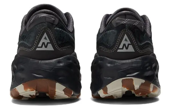 NEW BALANCE Fresh Foam X More Trail V2 Sneakers - Black/gray