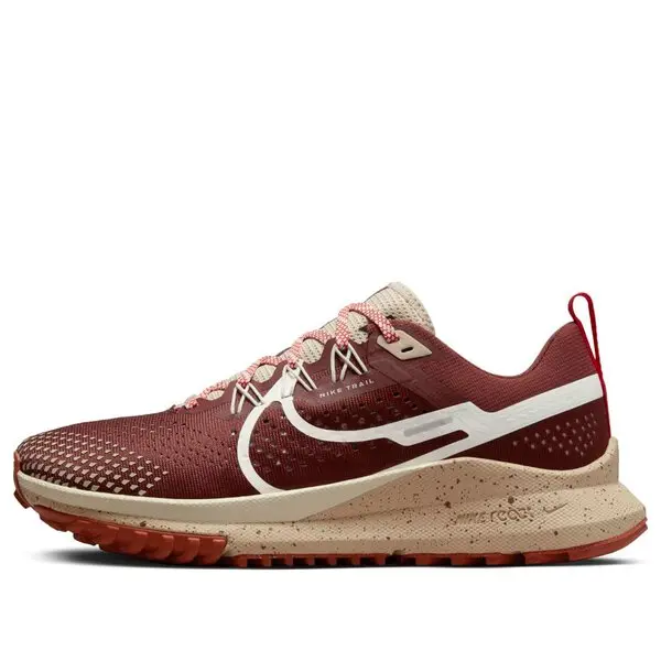 Nike Pegasus Trail 4 Sneakers - Brown