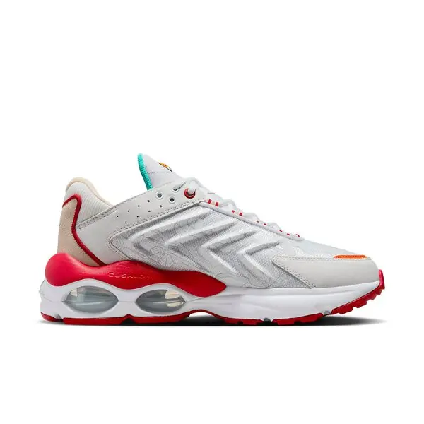 Nike Max Tw "lunar New Year" Low Top Sneakers - White