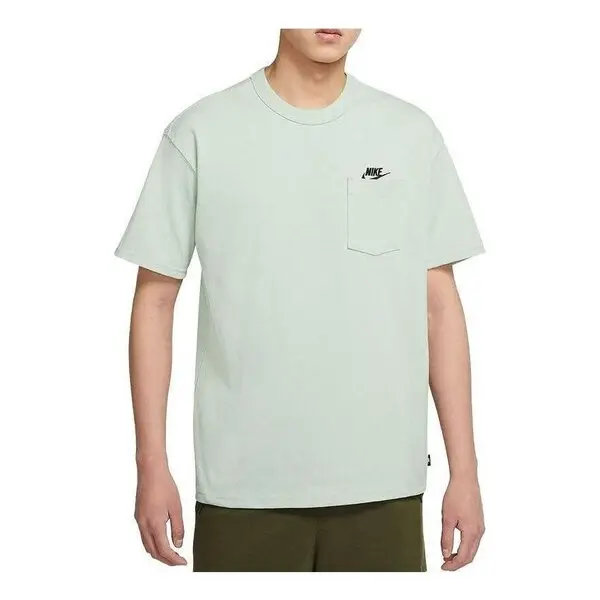 Nike Premium Essentials Pocket T-shirt - Green