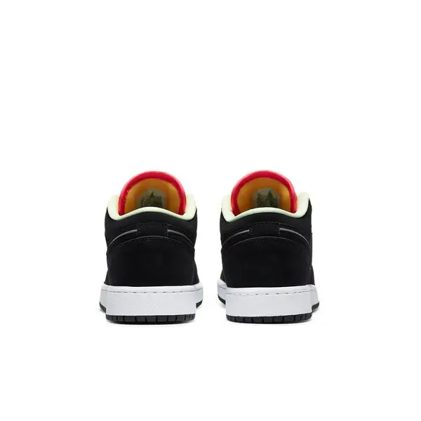 JORDAN 1 Low Se "aurora Green" Sneakers - Black