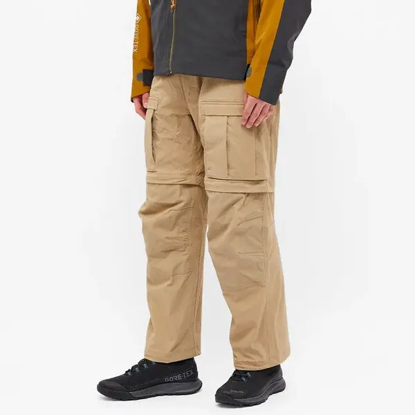 Nike Waterproof Cargo Pants With Multiple Pockets