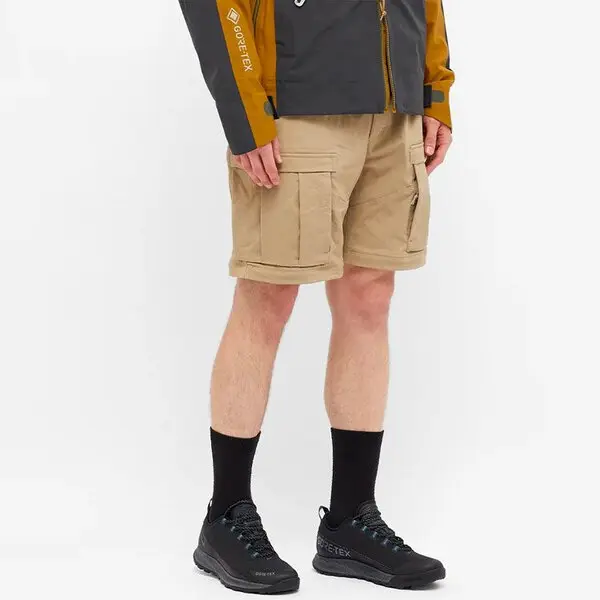Nike Waterproof Cargo Pants With Multiple Pockets