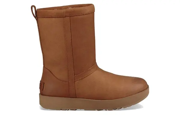 UGG Classic Short Leather Boots - Chestnut