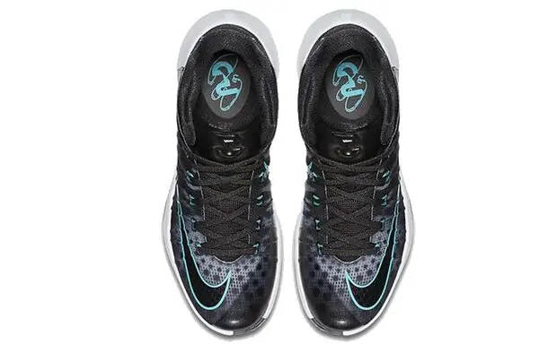 Nike Hyperdunk 2015 Low Limited Sneakers - Black/hyper Jade
