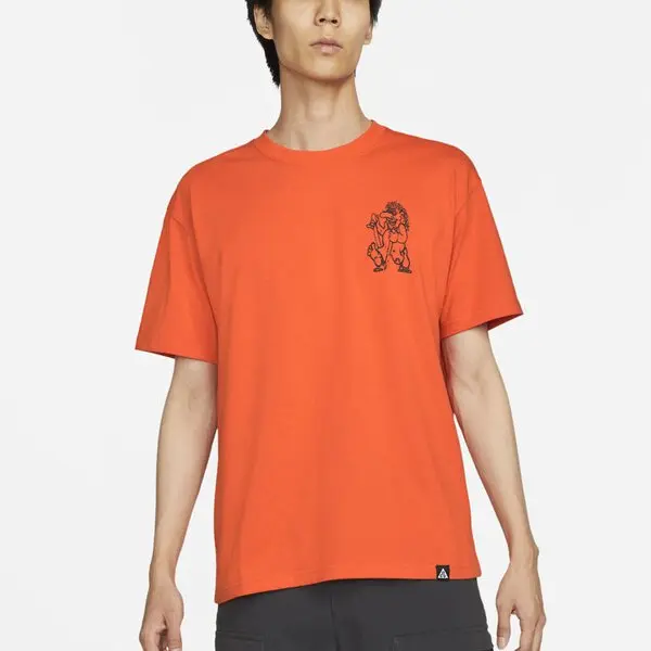 Nike Graphic Print T-shirt - Orange