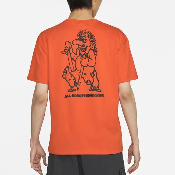 Nike Graphic Print T-shirt - Orange