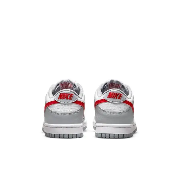 Nike Dunk Low Sneakers