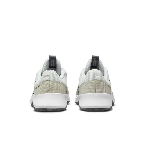 Nike Mc Trainer 2 Sneakers - Photon Dust/light Bone/cool Grey