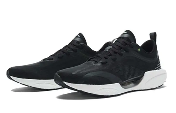 LI-NING Super Light 18 Sneakers