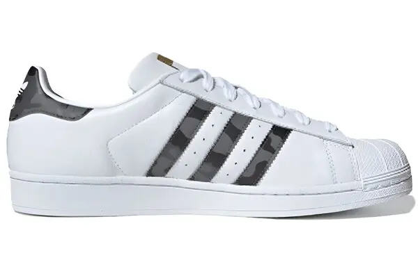 Adidas Superstar Low Top Sneakers - White