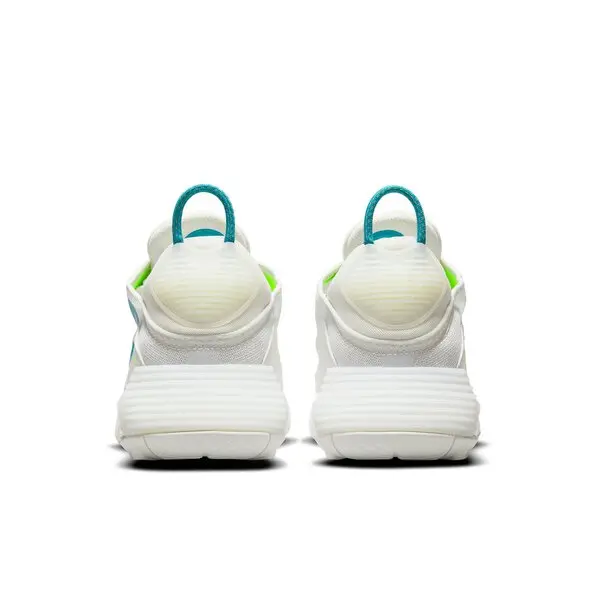 Nike Max 2090 Low Top Sneakers - White/green/blue