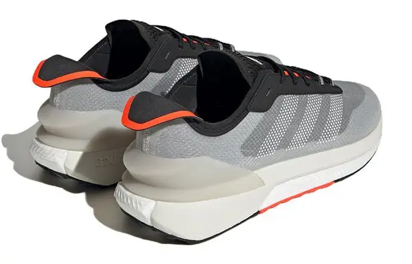 Adidas Avryn Sneakers