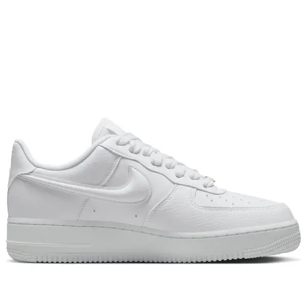 Nike Force 1 Low '07 Sneakers