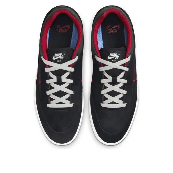 Nike Malor Sneakers