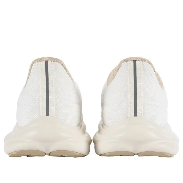 Mizuno Wave Revolt 4 Sneakers