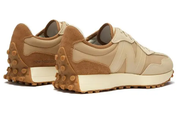 NEW BALANCE 327 Beige Gum Sneakers - Beige/tan