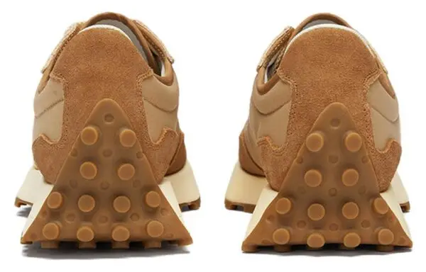 NEW BALANCE 327 Beige Gum Sneakers - Beige/tan
