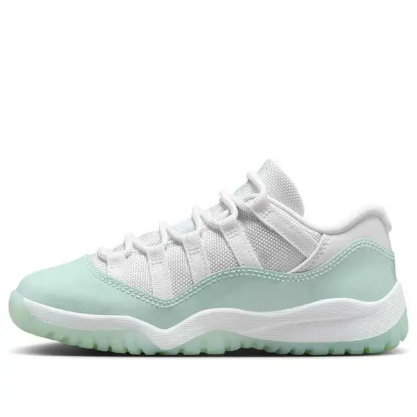 JORDAN 11 Retro Low 'igloo