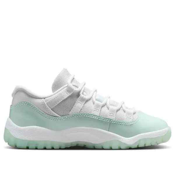 JORDAN 11 Retro Low 'igloo