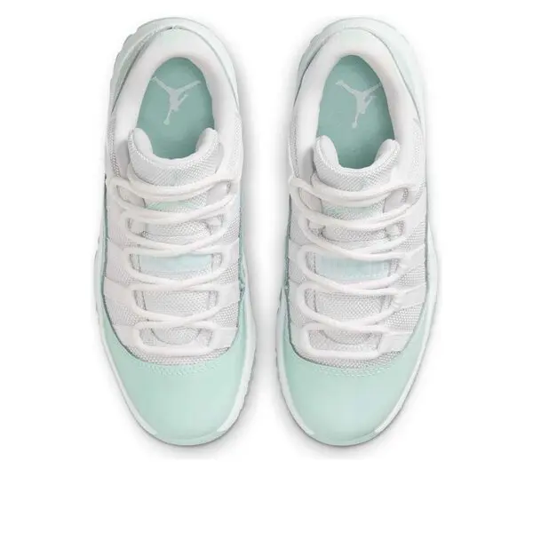 JORDAN 11 Retro Low 'igloo